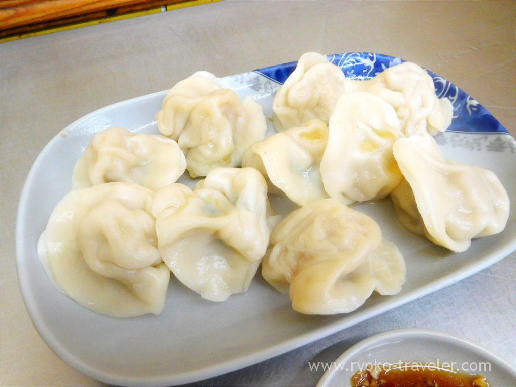 [Hualien] Buns and dumplings at Dumpling House (周家小籠包蒸餃) | Ryoko's ...